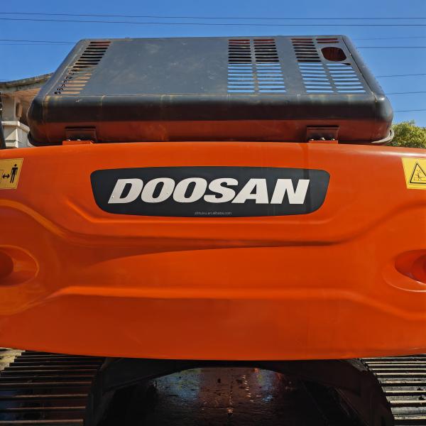 Quality 22 Ton Bagger Used Doosan Dx225lca Used Crawler Excavator for sale
