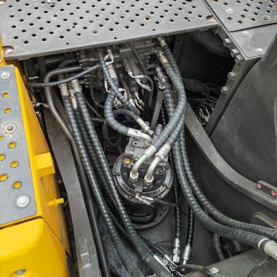 Cina 21 tonnellate Volvo Used Diggers Volvo 210 Usato Escavatore 1.1m3 Capacità di secchio in vendita