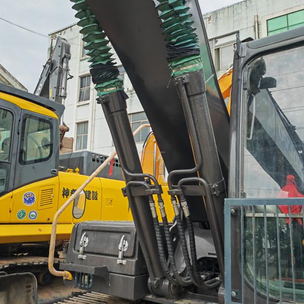 Quality 21 Ton Used Volvo Diggers Second Hand Volvo 210 Excavator 1.1m3 Bucket Capacity for sale