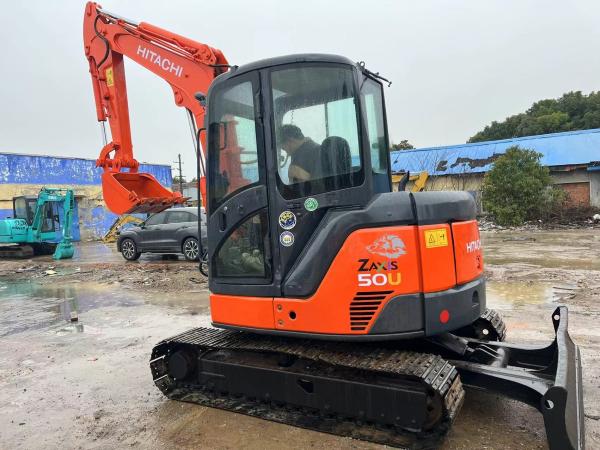 Quality 5 Ton Boutique Japan Brand Mini Excavator Used Hitachi Zx50u Second Hand Digger for sale