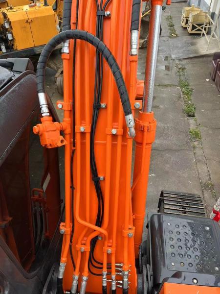 Quality 12.5 Ton Original Used Hitachi Excavator Zx130 Used Hydraulic Crawler Excavator for sale