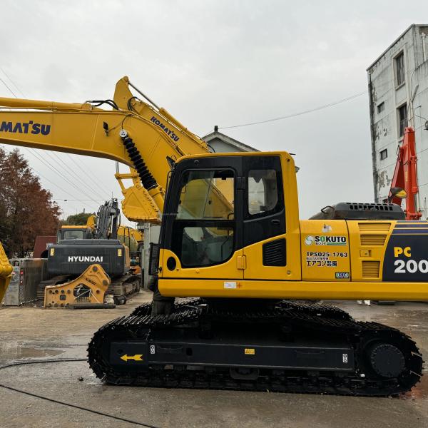 Quality 20 Ton Original Color Used Komatsu Excavator Pc200 Construction Excavator for sale