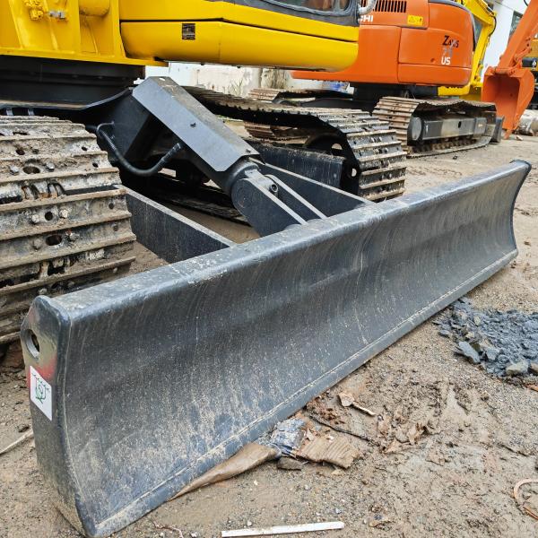 Quality Yellow Mini Used Excavator 6T Second Hand Komatsu Pc60 Original Color for sale
