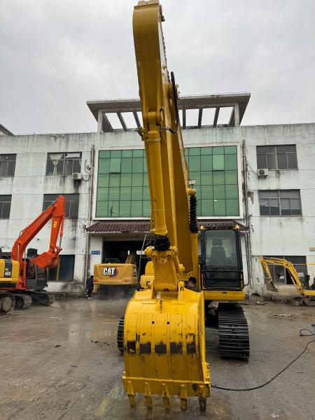 Quality 20 Ton Used Komatsu Pc200 Used Construction Machinery 1.2m3 Bucket for sale