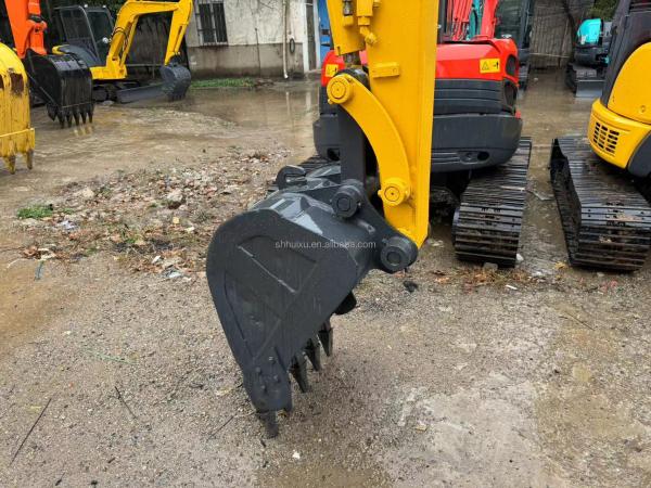 Quality 5500kg Mini Used Excavator Komatsu Pc55 Second Hand Mini Digger for sale