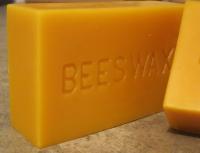 China OEM Labels Logo 1LB Yellow Solid Beeswax Block For Beard for sale