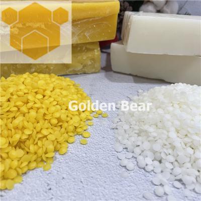 Cina Il rossetto cosmetico puro delle palline della cera d'api del grado di 100% screma la cera d'api locale di apicoltura in vendita