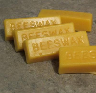 Cina Pochi elementi delle candele DIY dei cosmetici della casa di 14*20cm Honey Aroma Natural Beeswax Bars in vendita