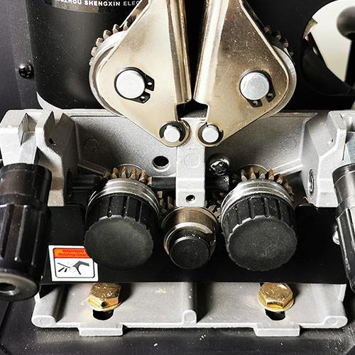 IGBT MIG LCD Welding Machine 5 Inch Cnc Synergy Multi Process 350A