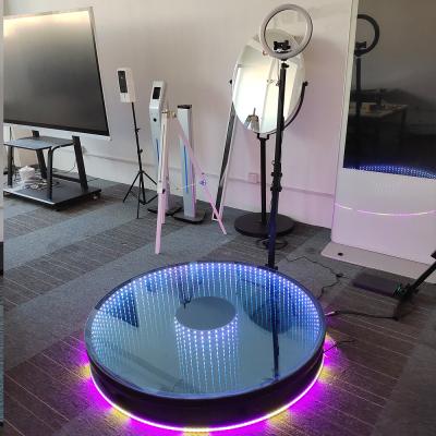 Cina Movimento lento che fila rotazione automatica della luce di RGB della cabina della foto del LED 360 in vendita