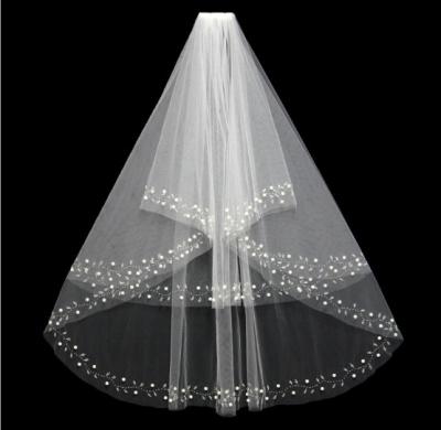 China 2018 New European and American double wedding, wedding, face veil, hand-stitched pearls, bridal veil for sale