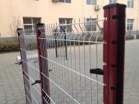 China Triangular Bending Wire Mesh Fence 3D V Mesh Powder Coating for sale