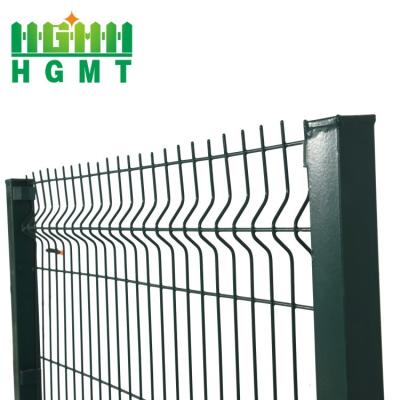 China 4.0mm pvc bedekte 3D Gebogen Gelaste Draad Mesh Fence 50x200mm met een laag Te koop