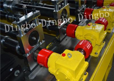 Cina 380V 50Hz acciaio Tile Roll formando la macchina con sistema di controllo PLC Compture / Cr12mov lama in vendita