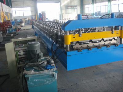Cina Rotolo del pannello del tetto che forma macchina con il tipo idraulico di taglio per il magazzino della Acciaio-struttura in vendita
