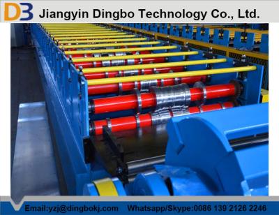 Cina Lamiera Decking Roll formatrice con PLC, sistema di controllo per gli edifici in vendita