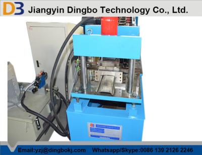 Cina Rotolo elettrico idraulico dello sportello di rotolamento che forma macchina con il sistema di controllo dello SpA in vendita