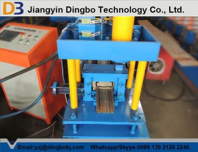 中国 PLC制御Cr 12が付いている機械を形作るロール自動80のmmは箱形はりカッターを癒やしました 販売のため