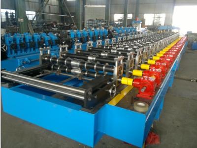 Cina Rotolo del pannello del tetto del pannello di parete che forma macchina con il sistema di controllo del touch screen SpA in vendita
