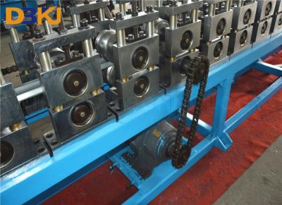Cina Rotolo della struttura di sportello del rullo della lamiera di acciaio di colore che forma macchina 5.5KW in vendita