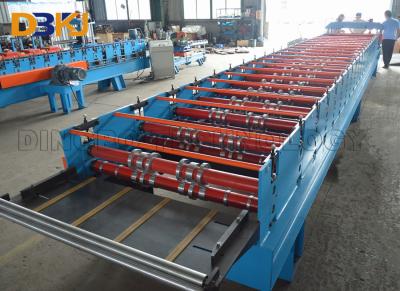 Cina Rotolo di alluminio del pannello del tetto TR4 che forma l'acciaio della glassa colorato macchina in vendita