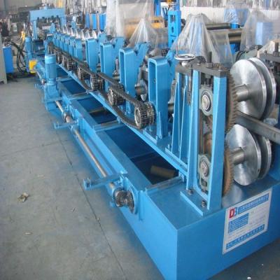 Cina Z arcareccio Roll macchina di formatura con Cr cuscinetto in acciaio 16 gruppi rullo stazione in vendita