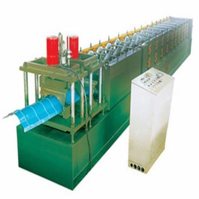 Cina mattonelle d'acciaio del cappuccio di 4kw Ridge che formano il diametro della macchina 76mm del rullo per il giardino del prato inglese in vendita