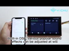 Dimostrazione multimedia di operazione di collegamento di Bluetooth dell‘automobile