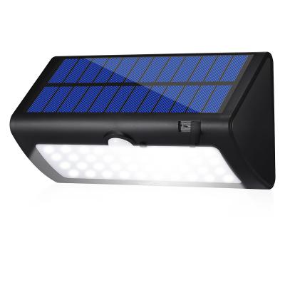 Cina Luce all'aperto alimentata solare della parete del sensore di moto LED con le modalità di tariffazione di USB in vendita