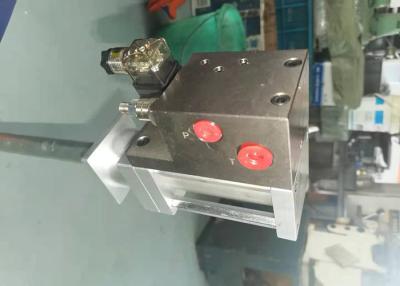 Cina Pompa idraulica di trasferimento del grasso dell'uscita della pompa 300bar del grasso di fusion d'alluminio in vendita