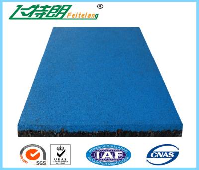 Cina Stuoie di gomma del campo da giuoco di Eastic, stuoia di gomma del pavimento di sicurezza rossa del granello di EPDM per la palestra in vendita