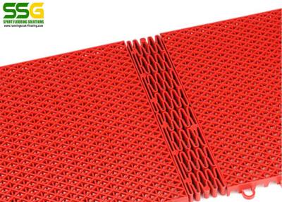 Cina Pp che collegano il materiale di gomma della corte di sport di pallacanestro delle piastrelle per pavimento in vendita