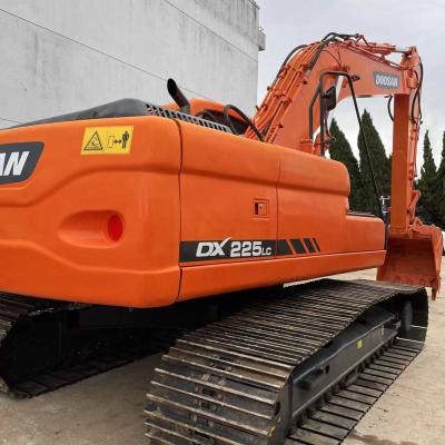 Cina Escavatore originale usato da 22 tonnellate Escavatore idraulico Doosan DX220 in vendita