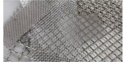Cina Customized SUS 304 316 316l 6 8 10 12 14 20 Mesh Stainless Steel Woven Wire Mesh Cloth in vendita
