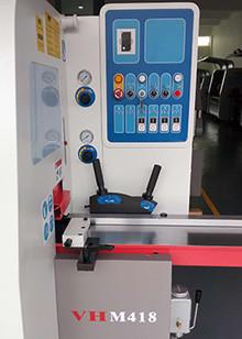 Cina Macchina per la lavorazione del legno della taglierina di industriale 4, macchina laterale del modellatore dell'universale 4 in vendita