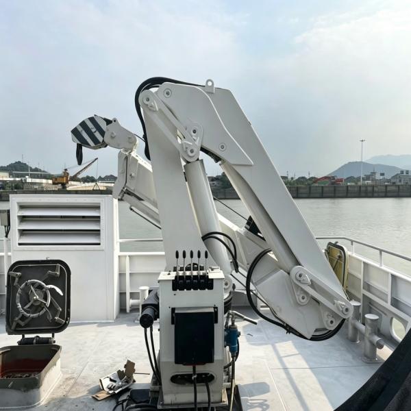 Quality Marine Hydraulic Folding Telescopic Crane with High Load Capacity and Corrosion Resistant Construction for Ships for sale