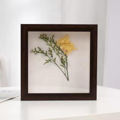 China Personalized Mdf Wooden Small Picture Frames Tabletop Home Decor Customized Size for sale