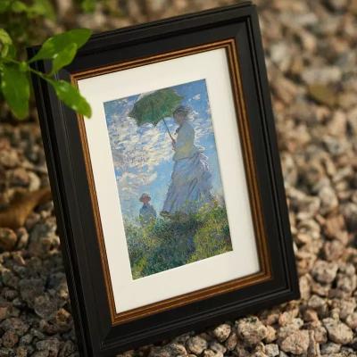 China Modern MDF Wooden Photo Frame Fashionable Luxury Light Still Life Paintings Frame Home Decor Hand-made Painting Picture Frame for sale