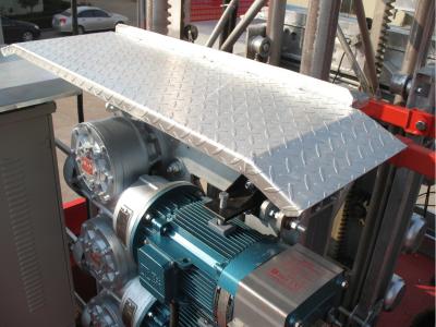 Cina CE approved Construction Hoist Elevator SC 320 Single Cage 3200kg Capacity with Cable Trolly in vendita