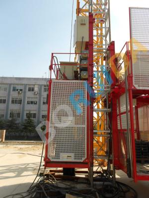 Cina Red / Blue Customized Industrial Elevators With Galvanized High efficiency in vendita