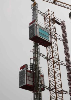 Cina La doppia gabbia della costruzione della cabina solleva l'attrezzatura di sollevamento materiale per l'architettura civile in vendita