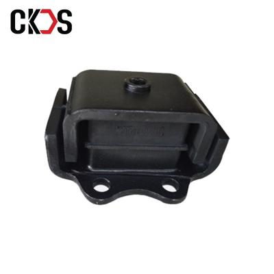 Chine Support en caoutchouc de support de moteur de Kit NISSAN UD 11220-1T10A de réparation de véhicule à vendre