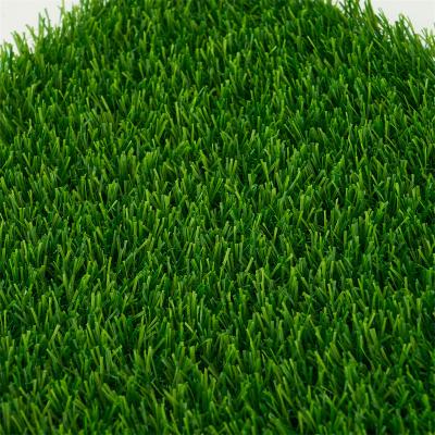 Cina Erba artificiale 10200Dtex della decorazione del tappeto erboso sintetico artificiale personalizzabile in vendita
