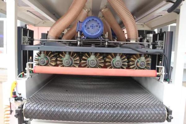 Wood Oscillating Curve Brush Sanding Machine Auto Feeding Polishing