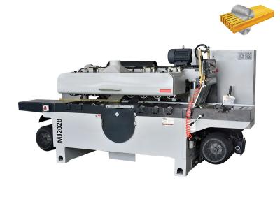 China Multiple Blade Rip Saw Machine For Anti Corrosion Wooden Houses for sale