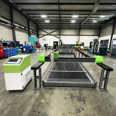 China Large Format 1.5*10 Meter High-Speed Fiber Laser Metal Cutter Hiwin Rails Easy Transport Design DST Graphic Format AI Compatible for sale