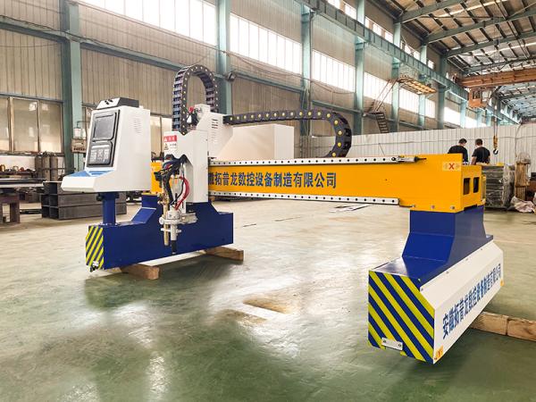 Quality Servo Motor Heavy Gantry Cnc Plasma Cutter Machine Effective Cutting Area for sale
