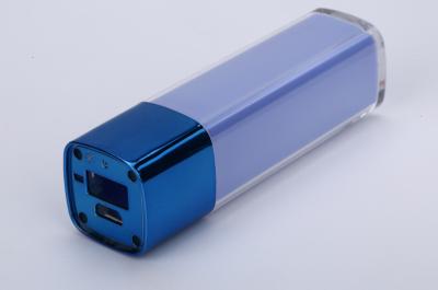 Cina La Banca esterna di potenza della batteria di lucentezza 2600mAh del labbro dei caricatori della Banca di potere della tasca in vendita