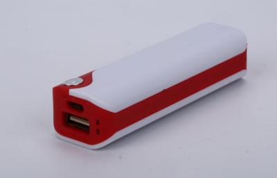 Cina la multi Banca 5V 1A di potere di funzione di 2600mAh USB digiuna pacchetto della Banca di potere di carico in vendita
