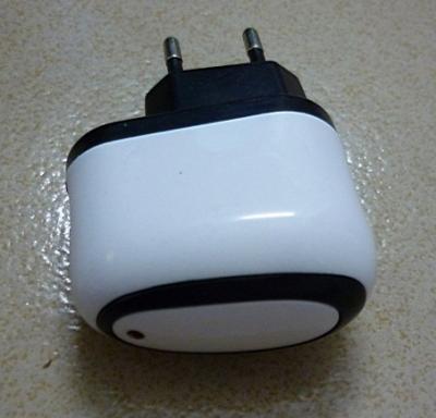 Cina spina universale dei caricatori 5W UE del telefono cellulare del Usb di 5V 1A per gli Smartphones in vendita